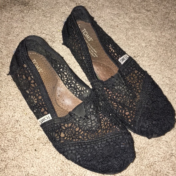 Toms | Shoes | Black Flower Lace Toms | Poshmark